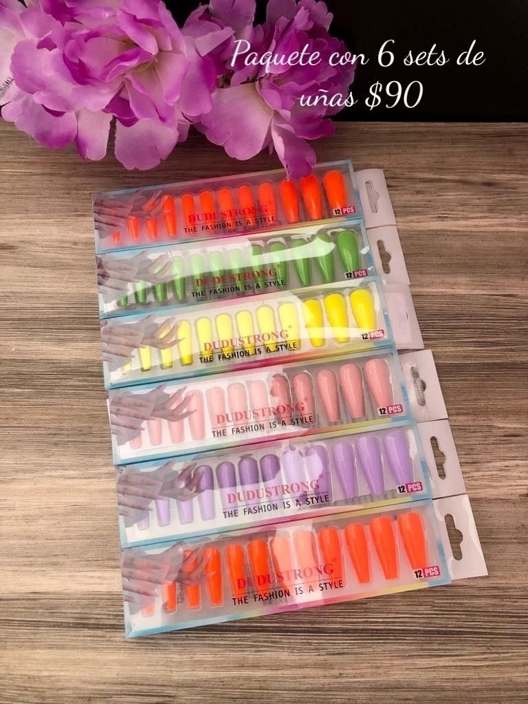 Paquete con 6 sets de Uñas - SANTIC